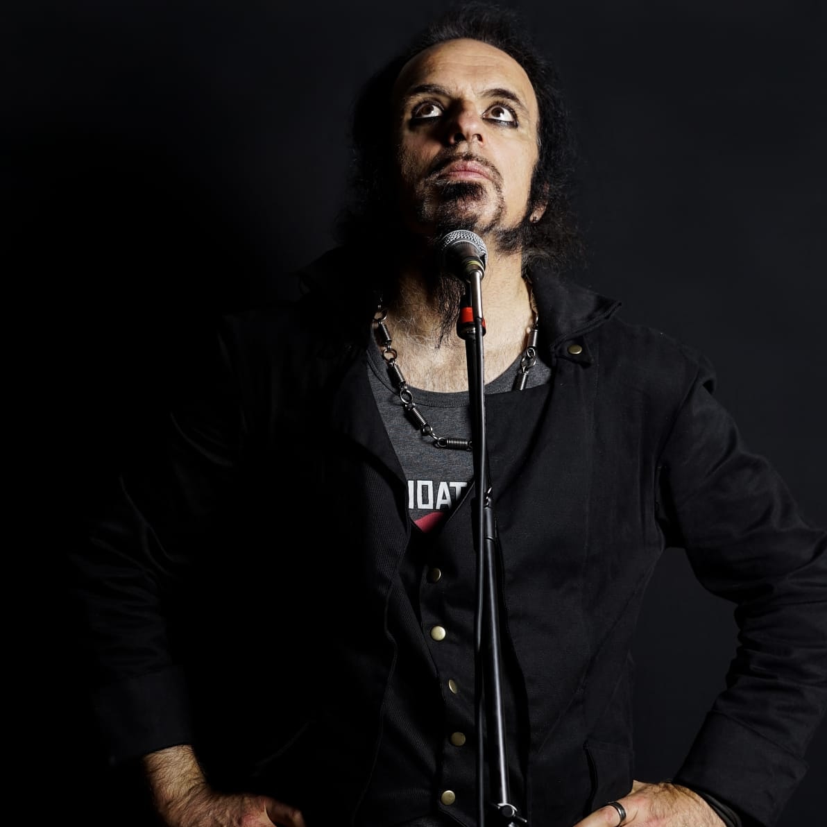 Alessandro Dionisi – Vocalist RadioAttiva, Singer, scrittore